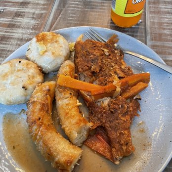 GOLDEN KRUST - Updated December 2025 - 29 Photos & 57 Reviews - 14913 N ...