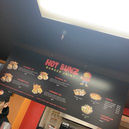 HOT BUNZ - Updated October 2025 - 476 Photos & 407 Reviews - 3084 ...