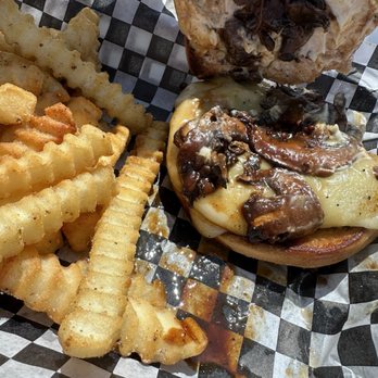 BURGER PUNK - Updated October 2024 - 214 Photos & 182 Reviews - 3012 N ...