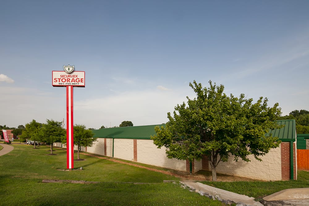 SECURLOCK STORAGE AT CORDOVA - Updated December 2024 - 10 Photos - 1570 ...