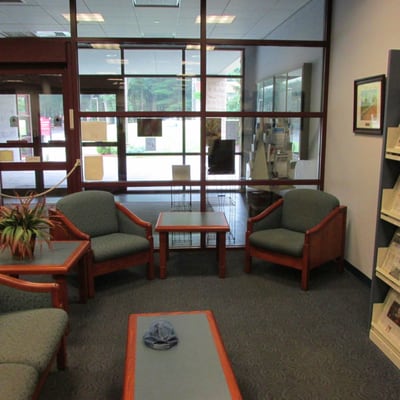 CUMBERLAND PUBLIC LIBRARY - Updated December 2025 - 31 Photos & 18 ...