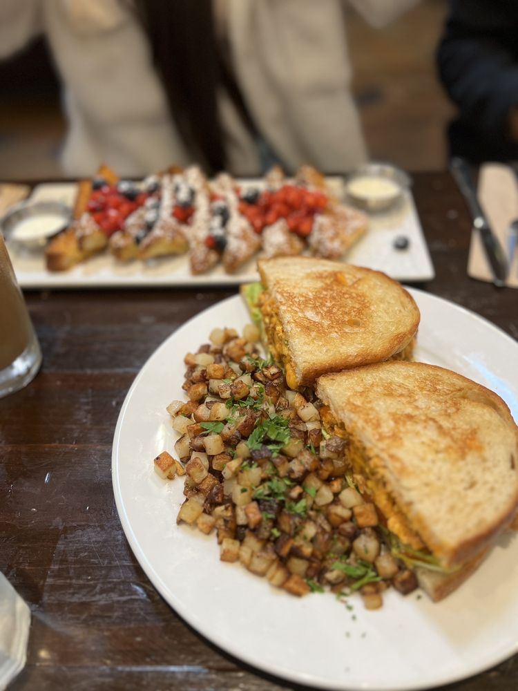 BLU JAM CAFÉ - Updated November 2024 - 6871 Photos & 5989 Reviews ...