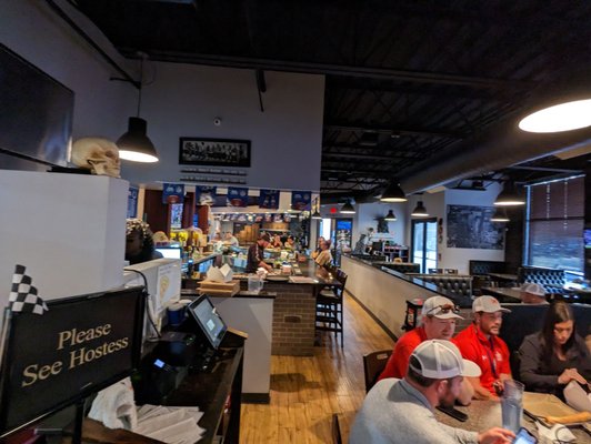 BROZINNI PIZZERIA AT SPEEDWAY - 199 Photos & 107 Reviews - 1067 N Main ...