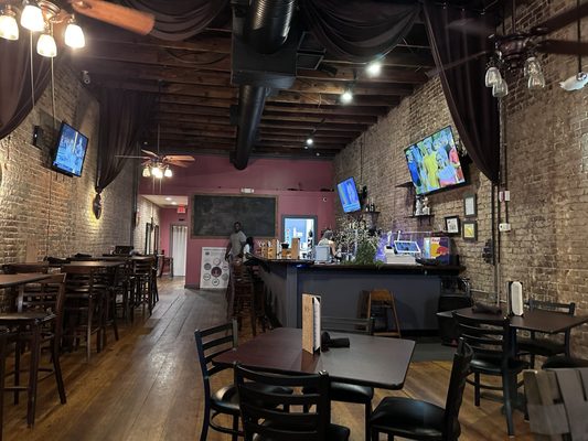 CRATE RESTAURANT & WINE BAR - Updated February 2025 - 50 Photos & 31 ...