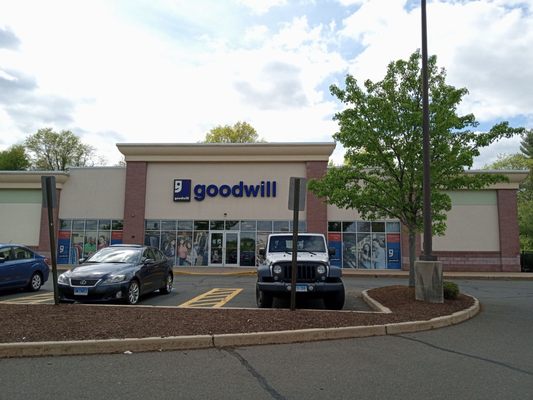 GOODWILL STORE - Updated October 2025 - 23 Reviews - 80 Town Line Rd ...