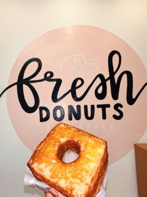 FRESH DONUTS - Updated December 2025 - 115 Photos & 142 Reviews - 5557 ...