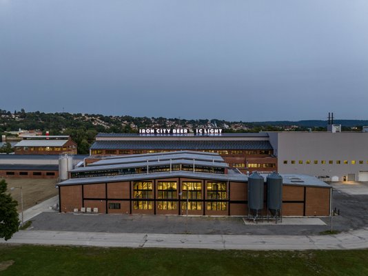 PITTSBURGH BREWING - Updated June 2024 - 15 Photos - 150 Ferry St ...