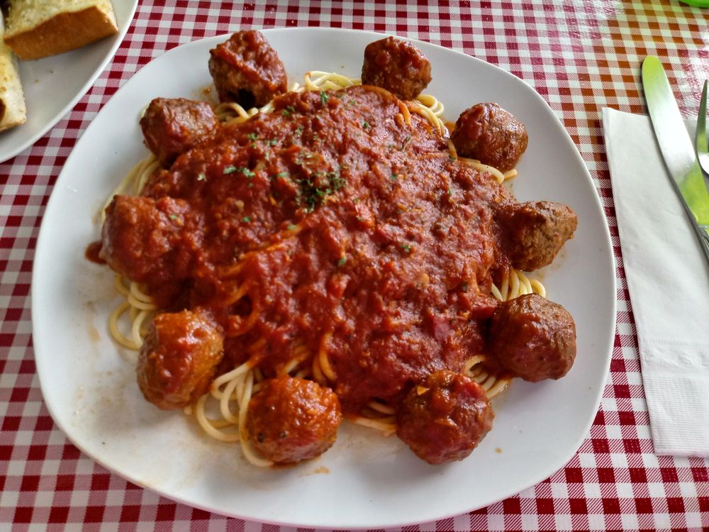 WIN-SPUNTINO - 1766 Photos & 687 Reviews - 2919 Kapiolani Blvd ...