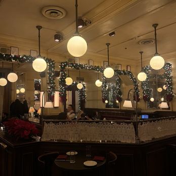 PARC - Updated February 2025 - 4254 Photos & 3489 Reviews - 227 S 18th ...