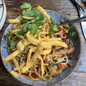 BRIGHTON BODEGA - Updated June 2025 - 540 Photos & 302 Reviews - 328 ...