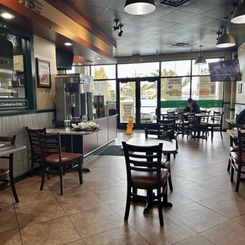WINGSTOP - Updated August 2025 - 70 Photos & 131 Reviews - 9333 N ...
