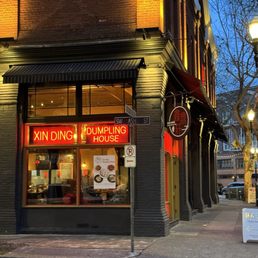 XIN DING DUMPLING HOUSE - Updated January 2026 - 682 Photos & 347 ...