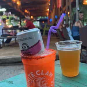 ELSEWHERE GARDEN BAR & KITCHEN - 759 Photos & 395 Reviews - 103 E Jones ...