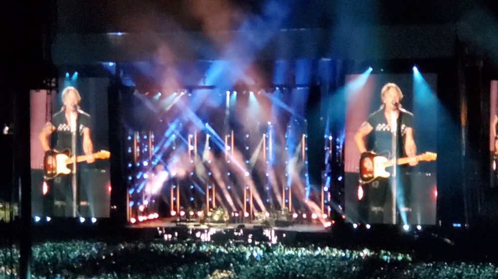 CMA FEST - Updated June 2024 - 61 Photos & 36 Reviews - 1 Titans Way ...