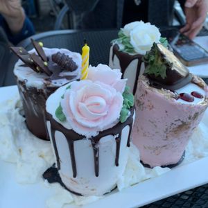 A LITTLE CAKE - 169 Photos & 162 Reviews - Bakeries - 176 Kinderkamack ...