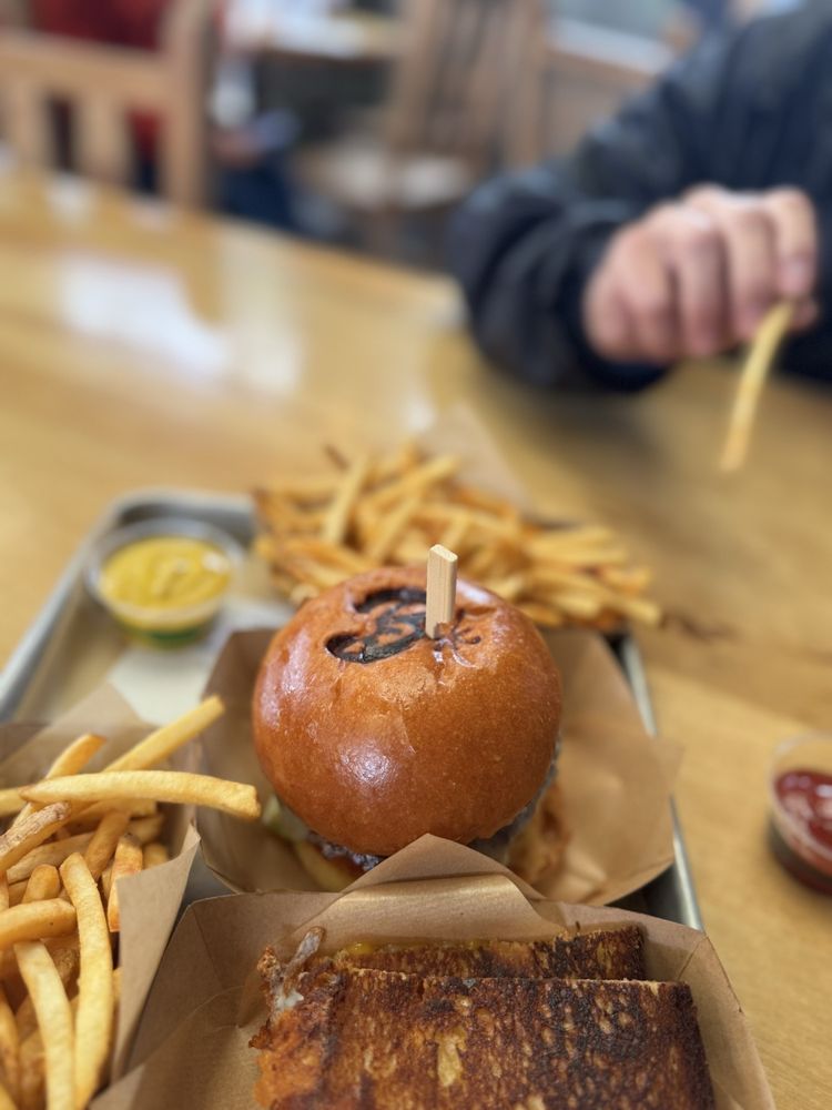 BURGERS AND HALF BOTTLES - Updated January 2026 - 205 Photos & 80 ...