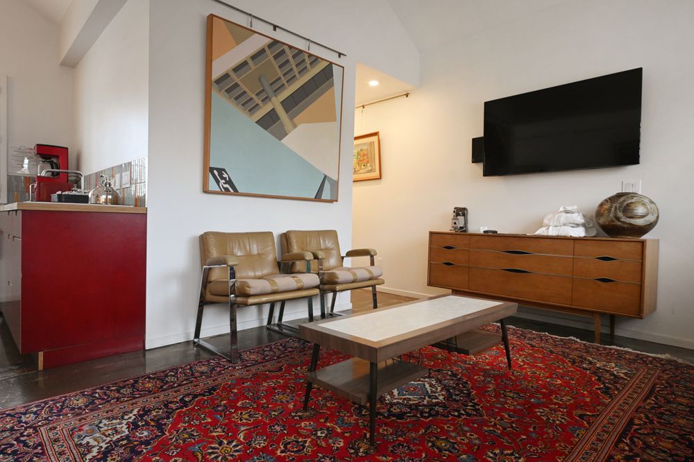 THE ASTRO - Updated January 2026 - 155 Photos & 126 Reviews - 323 Santa ...