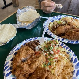 REDWOOD DRIVE-IN - Updated December 2025 - 92 Photos & 96 Reviews ...