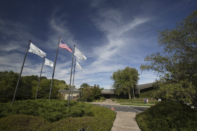 SPORTS CORE - Updated March 2025 - 12 Photos & 11 Reviews - 100 Willow ...