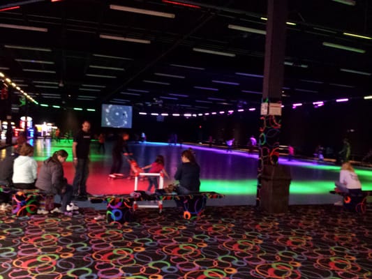 CLASSIC FUN CENTER - Updated November 2025 - 32 Photos & 33 Reviews ...