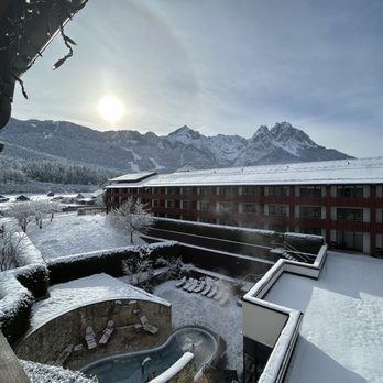 EDELWEISS LODGE AND RESORT US HOTEL - Updated January 2026 - 181 Photos ...