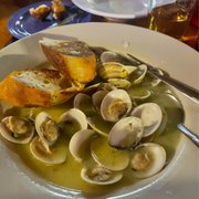 HERBIE’S BAR AND CHOWDER HOUSE - 381 Photos & 466 Reviews - 6350 ...