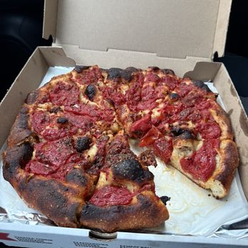 APULIA RISTO-PIZZA - Updated July 2025 - 47 Photos & 48 Reviews - 398 ...