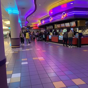 REGAL MACARTHUR CENTER - 76 Photos & 124 Reviews - 300 Monticello Ave ...