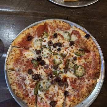 CRUST PIZZA CO. - CYPRESS - Updated January 2026 - 84 Photos & 160 ...
