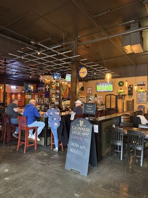 THE HARP BAR AND RESTAURANT - Updated December 2025 - 205 Photos & 205 ...