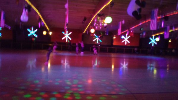 ROLLER DOME - 173 Photos & 22 Reviews - Skating Rinks - 4902 ...