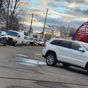 CLEAN HUB CAR WASH - Updated April 2025 - 13 Photos - 34180 Van Dyke ...