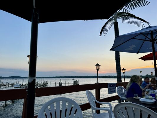 DOCKERS RESTAURANT - Updated September 2025 - 130 Photos & 236 Reviews ...