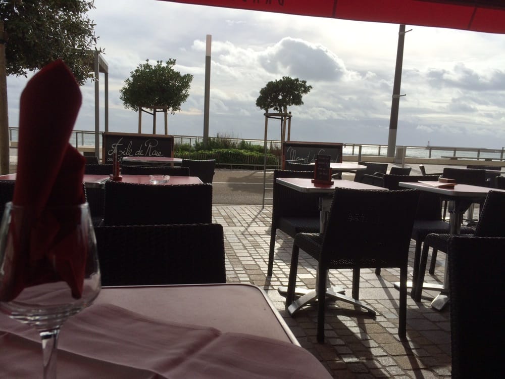 GRAND CAFÉ DE LA PLAGE - Cafe in Sables D'Olonne (Les), Sjælland at 7 ...