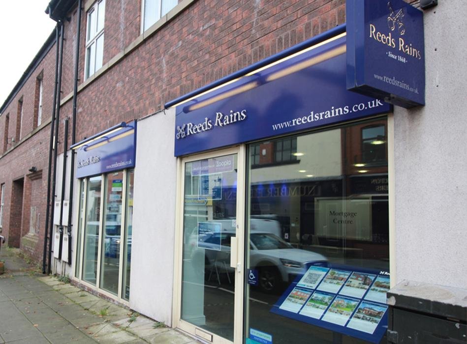 REEDS RAINS - 798 Ormskirk Road, Wigan, Greater Manchester, United ...