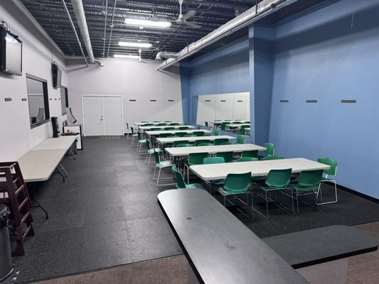 ADVENTURE COMMONS - Updated December 2025 - 22 Photos - 70 Ken Hayes Dr ...