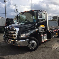 SUNSHINE TOWING - 31 Photos & 35 Reviews - Roadside Assistance - 7070 ...