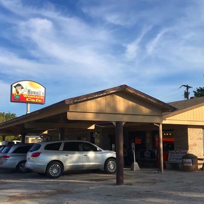 HOWELL’S WESTERN CAFE - Updated September 2025 - 59 Photos & 68 Reviews ...