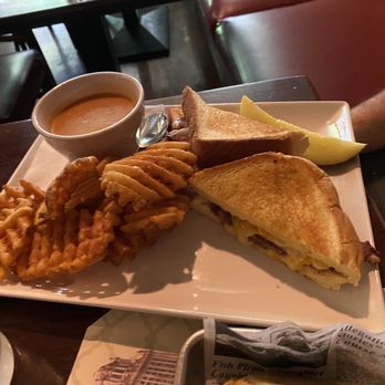 EMERALD LOOP - Updated May 2024 - 521 Photos & 650 Reviews - 216 N ...