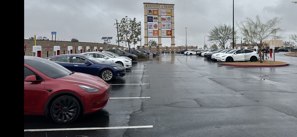 TESLA SUPERCHARGER STATION - OUTLETS AT TEJON - Updated December 2025 ...