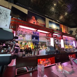 RAOUL’S RESTAURANT | 571 Photos & 646 Reviews | 180 Prince St, New York ...