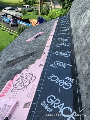 ADAM VAILLANCOURT ROOFING - Updated December 2024 - 57 Photos & 40 ...