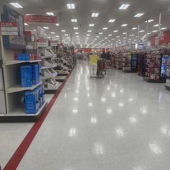 TARGET - Updated December 2025 - 41 Photos & 116 Reviews - 38019 47th ...