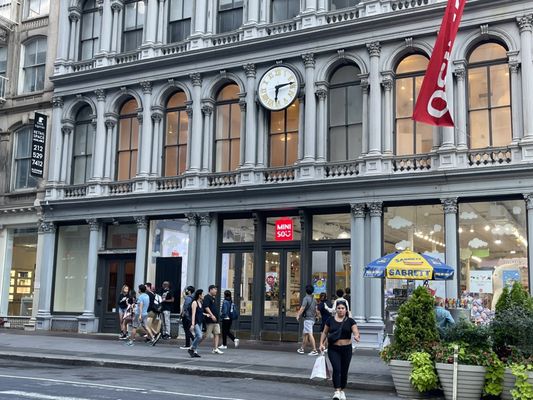MINISO - 165 Photos & 19 Reviews - 490 Broadway, New York, New York ...