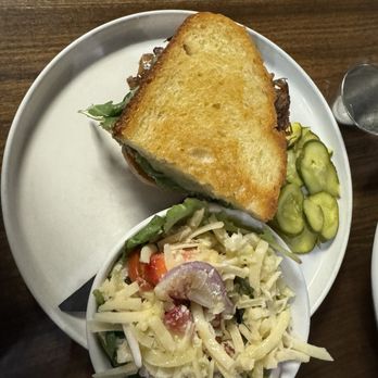 712 EAT + DRINK - Updated October 2025 - 322 Photos & 219 Reviews ...