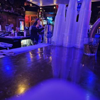 MO’S PLACE - Updated May 2025 - 75 Photos & 106 Reviews - 21940 ...