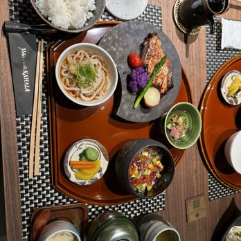 YOHEI SUSHI KAHALA - Updated December 2024 - 154 Photos & 25 Reviews - 4210 Waialae Ave ...