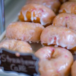 RAY’S DONUTS - 96 Photos & 104 Reviews - 2106 Candler Rd, Decatur ...