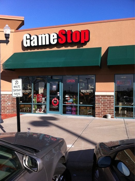 GAMESTOP 2429 - Updated June 2024 - 3344 Promenade Ave, Saint Paul ...