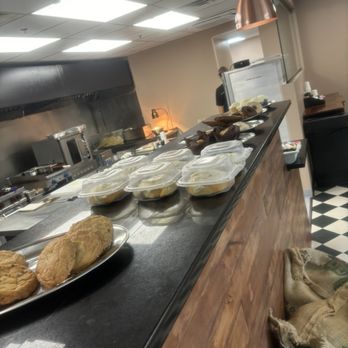 CHUMPY’S KITCHEN & ROASTERY - Updated July 2024 - 14 Photos - 555 ...